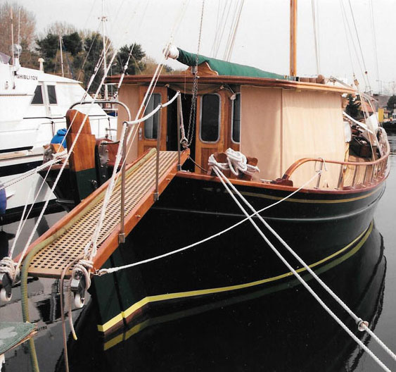 Motor sailer 18m. - YachtsGreece.com